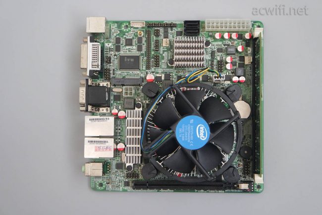 一款比较好看的全铝小机箱，方便安装多款软路由主板-路由器交流