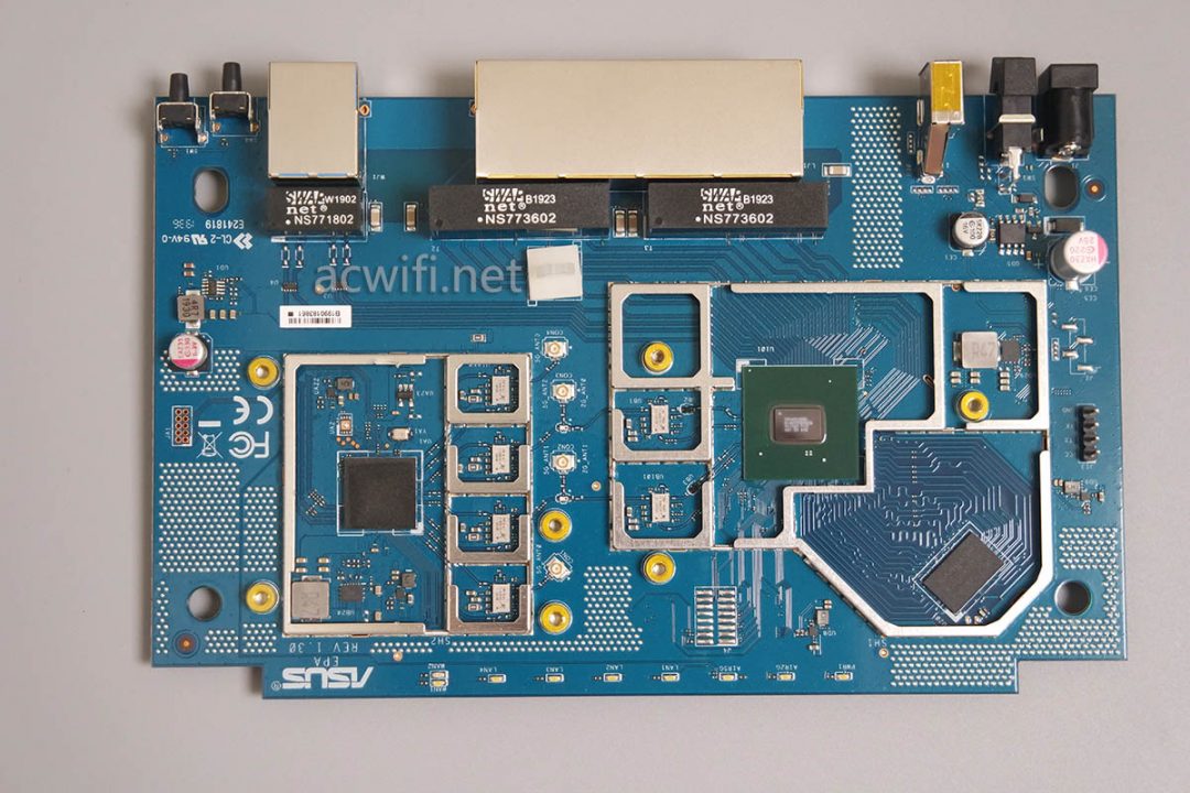华硕AX无线路由器TUF-AX3000拆机-路由器交流