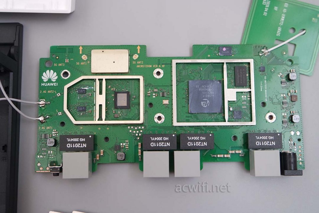 华为AX3与AX3 Pro拆机，一起拆开对比看看有什么差别-路由器交流