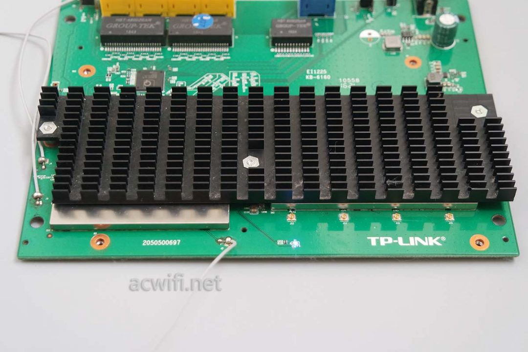 35元收了台坏的WDR8500，用10分钟就修好了-路由器交流