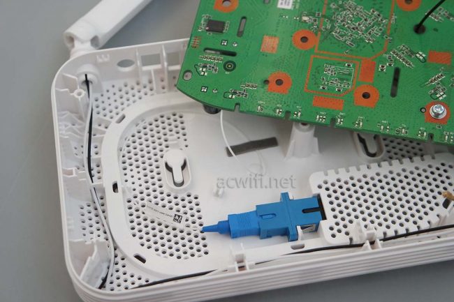 华为HS8145x6光猫拆机，看看与华为K662c有什么区别-路由器交流