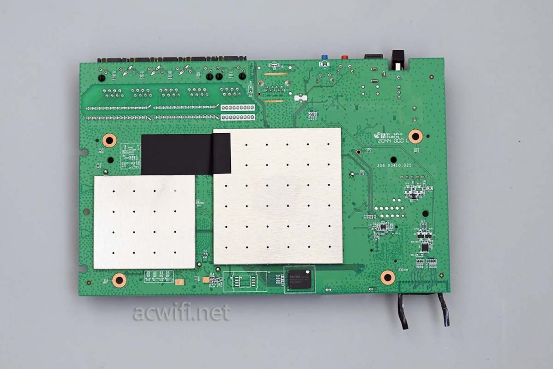 领势LINKSYS MR7350拆机，USB3.0速度不错-路由器交流