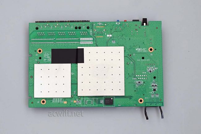 领势LINKSYS MR7350拆机，USB3.0速度不错-路由器交流