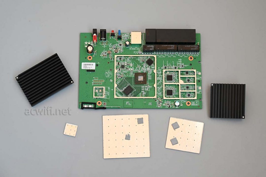 领势LINKSYS MR7350拆机，USB3.0速度不错-路由器交流