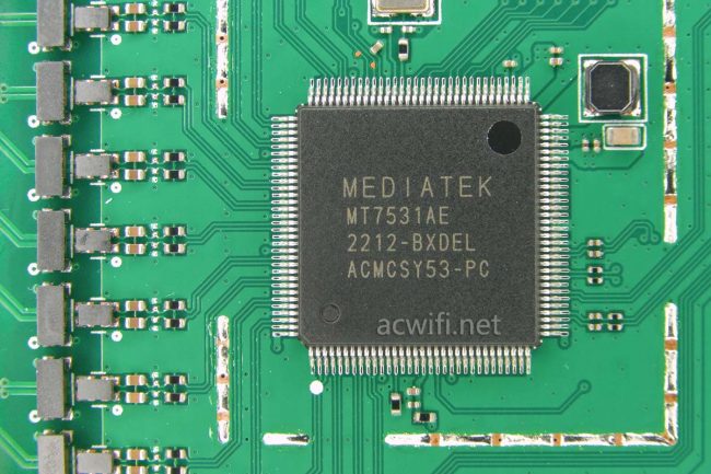 Wi-Fi 6 无线路由器360T7 拆机，又一款MT7981-路由器交流