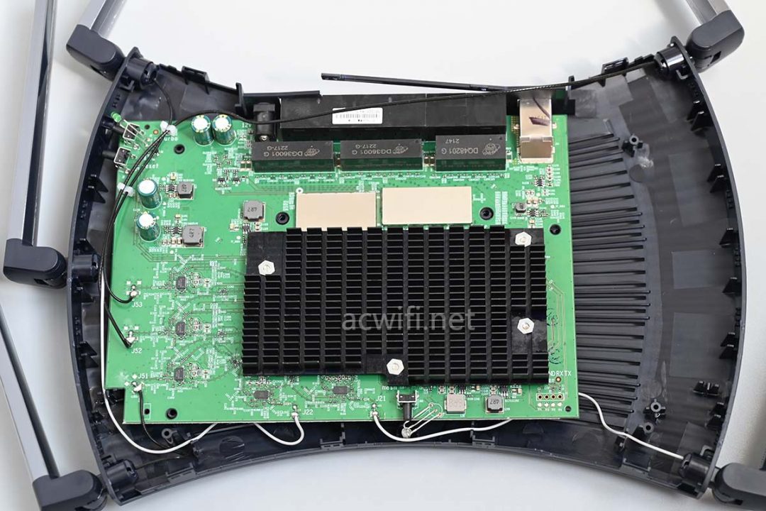 TP-LINK轻舟XDR4288拆机，双频不对称空间流-路由器交流