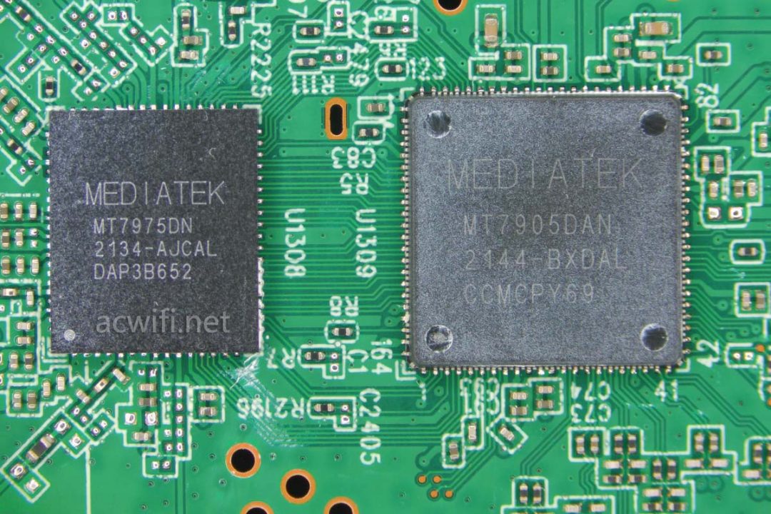 兆能ZN-AX1800Pro拆机 黑色版-路由器交流