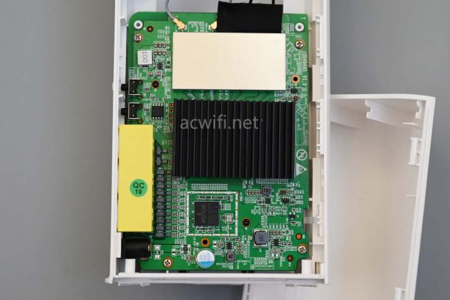腾达AX3000 Wi-Fi6 免布线千兆别墅Wi-Fi套装 EM12（三只装）拆机和评测-路由器交流