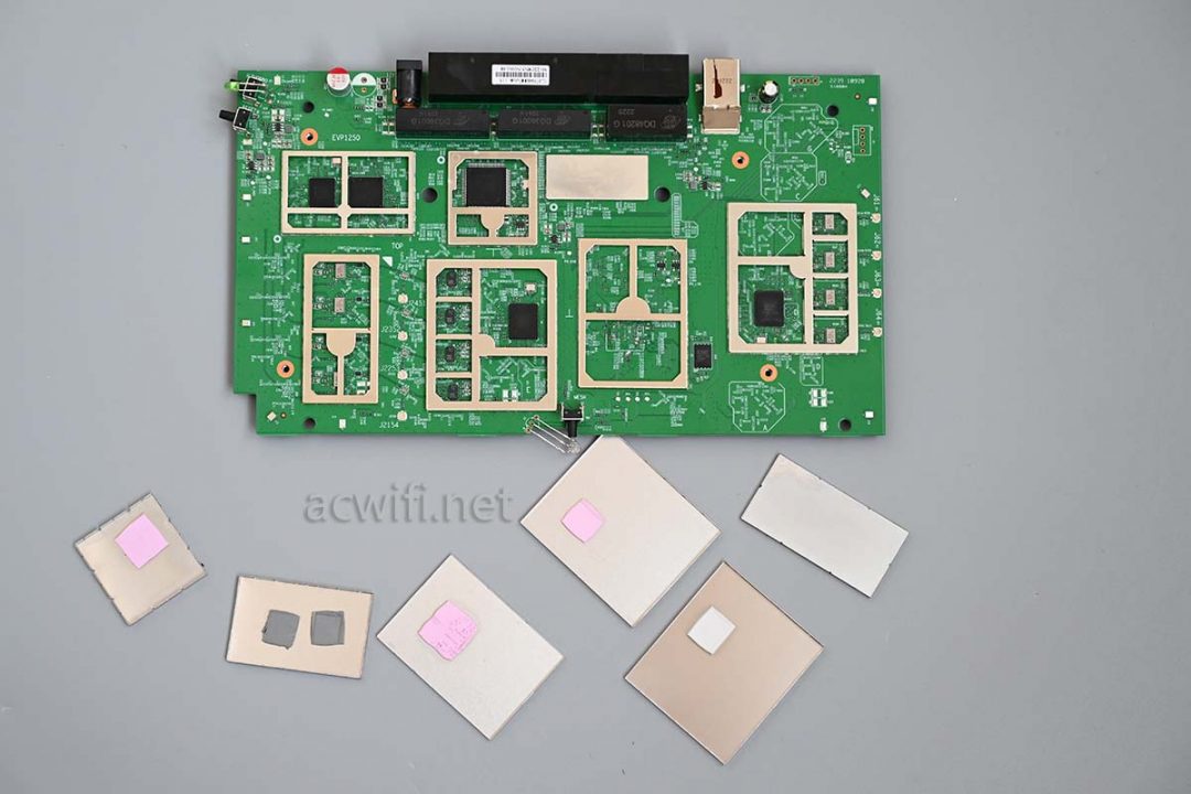 XTR8488拆机，三频AX8400无线路由器-路由器交流