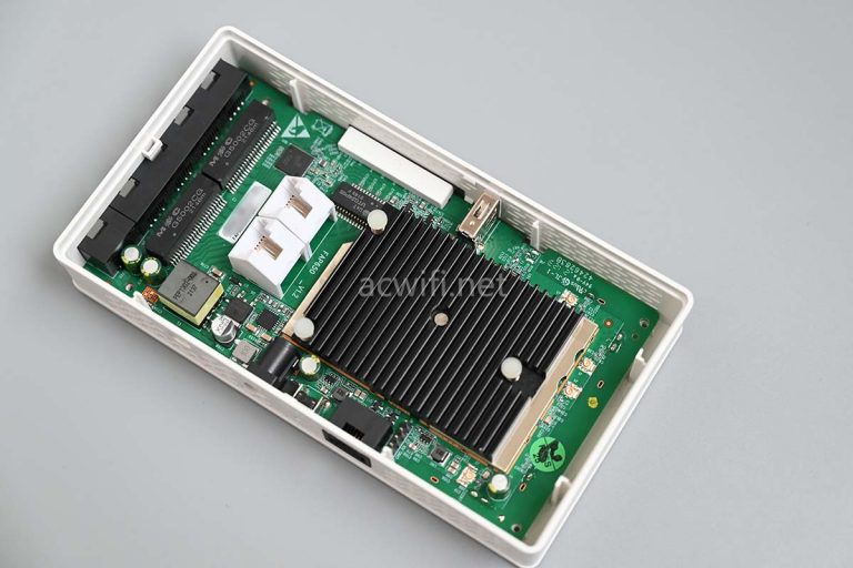 真正的弱电箱神器，IPQ6000企业AP面板拆机-路由器交流