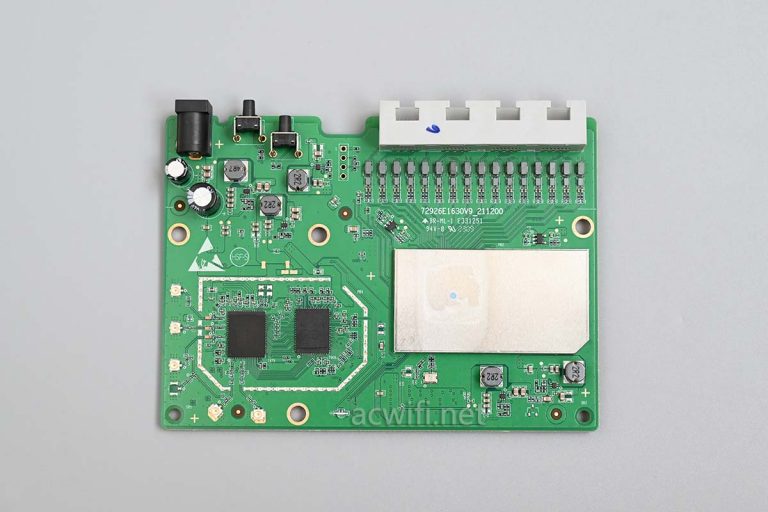 中兴（ZTE）晴天墙面路由器AX3000拆机评测-路由器交流