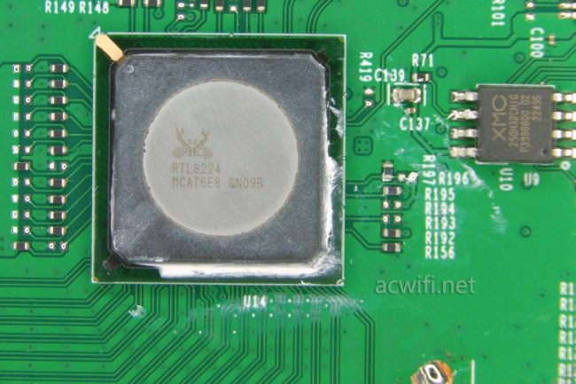 TP-LINK TL-SE2109PB 2.5G PoE网管交换机拆机，有惊又有险-路由器交流