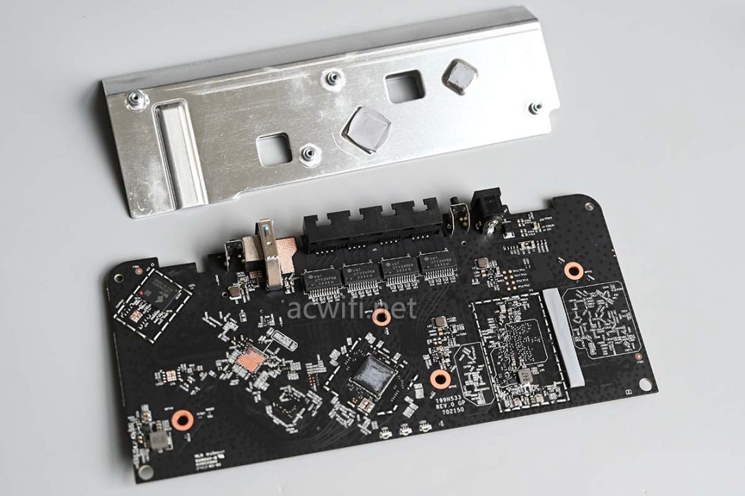 京东云无线宝BE6500路由器拆机评测，最便宜的双5G MLO-路由器交流