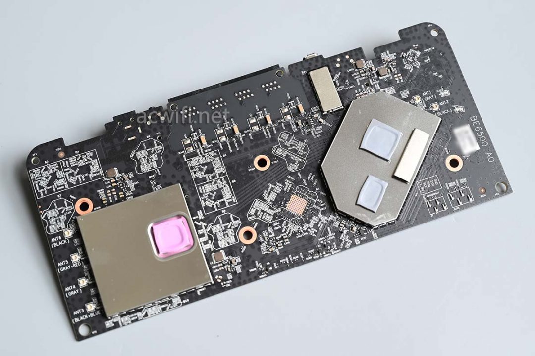 京东云无线宝BE6500路由器拆机评测，最便宜的双5G MLO-路由器交流