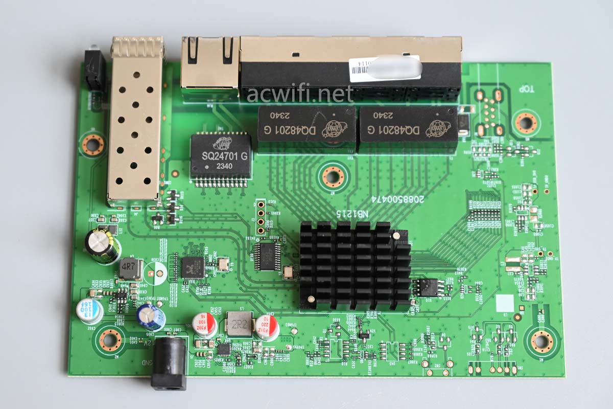 水星SE106拆机2.5G交换机“5+1 “-路由器交流