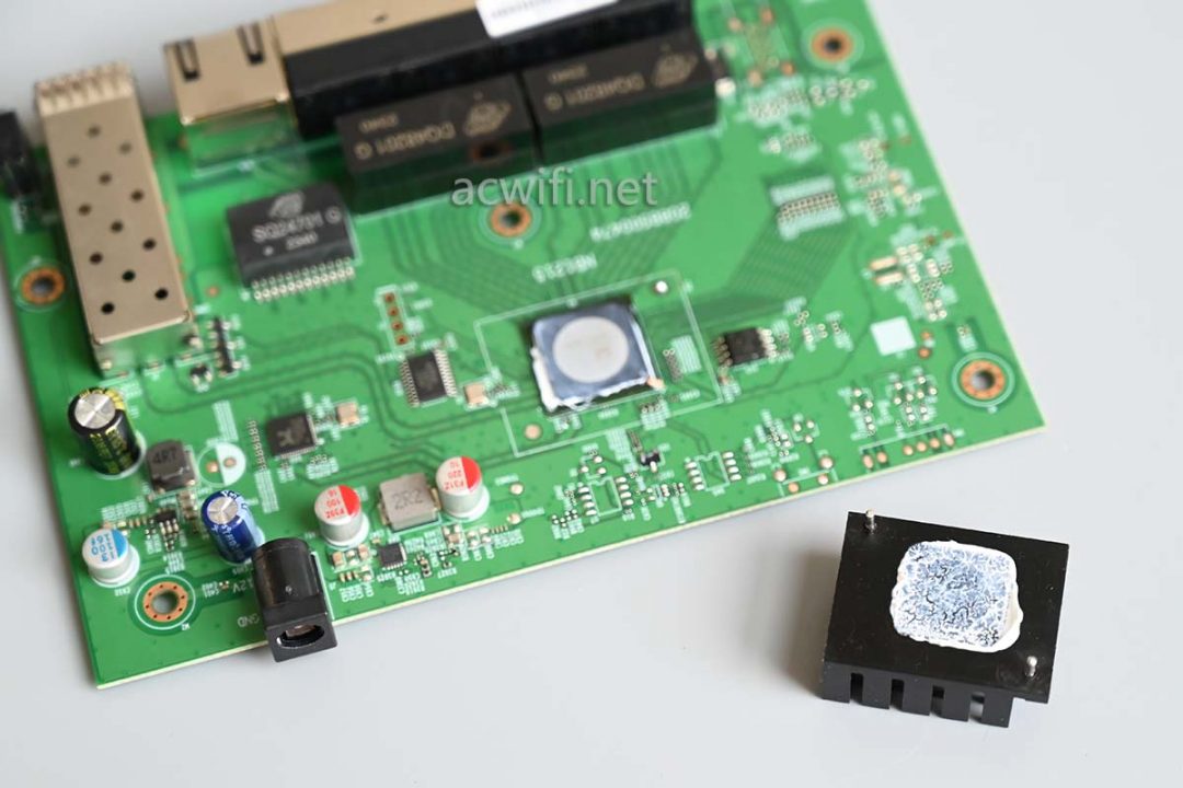 水星SE106拆机2.5G交换机“5+1 “-路由器交流