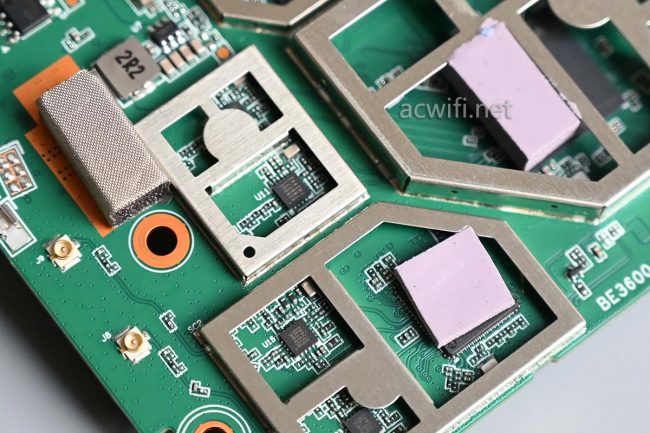 GL-BE3600拆机评测,有触摸屏的无线路由器-路由器交流