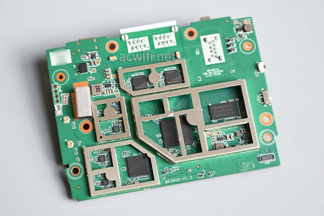 GL-BE3600拆机评测,有触摸屏的无线路由器-路由器交流