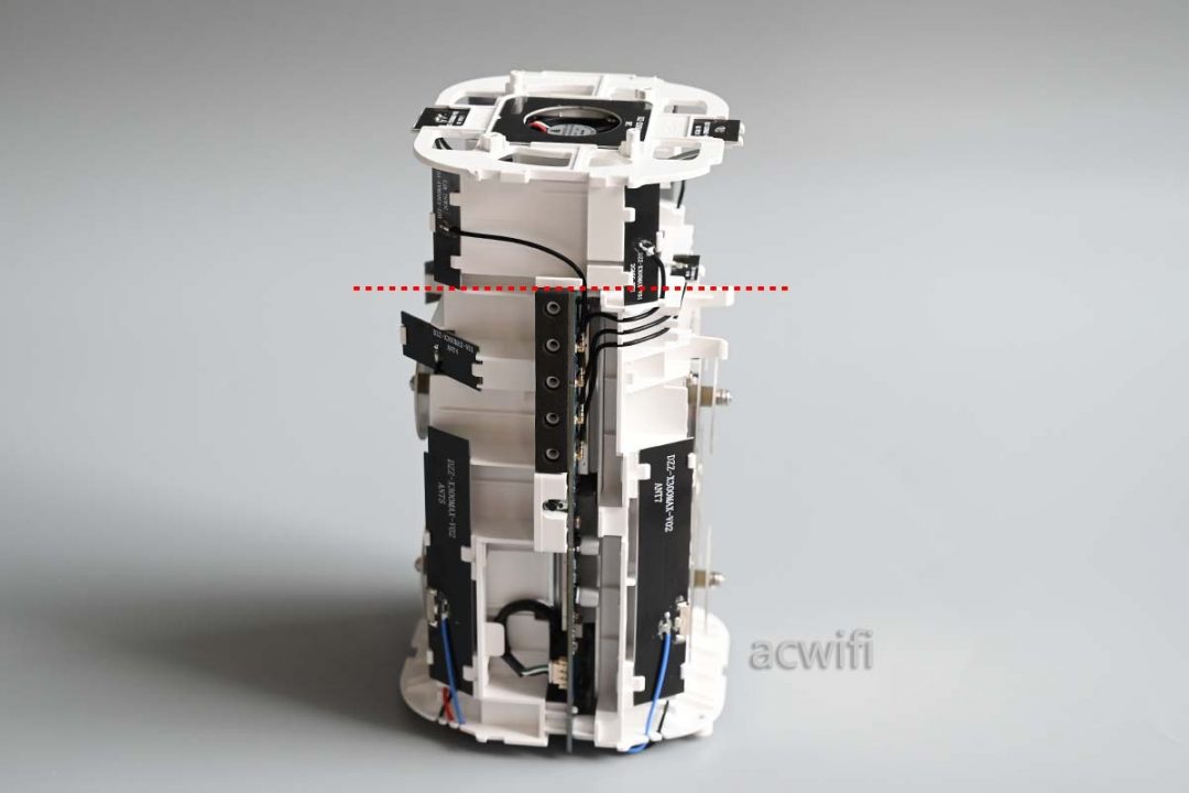 通则ZLT X300 MAX 5G CPE拆机，三频BE19000支持6G和N79-路由器交流